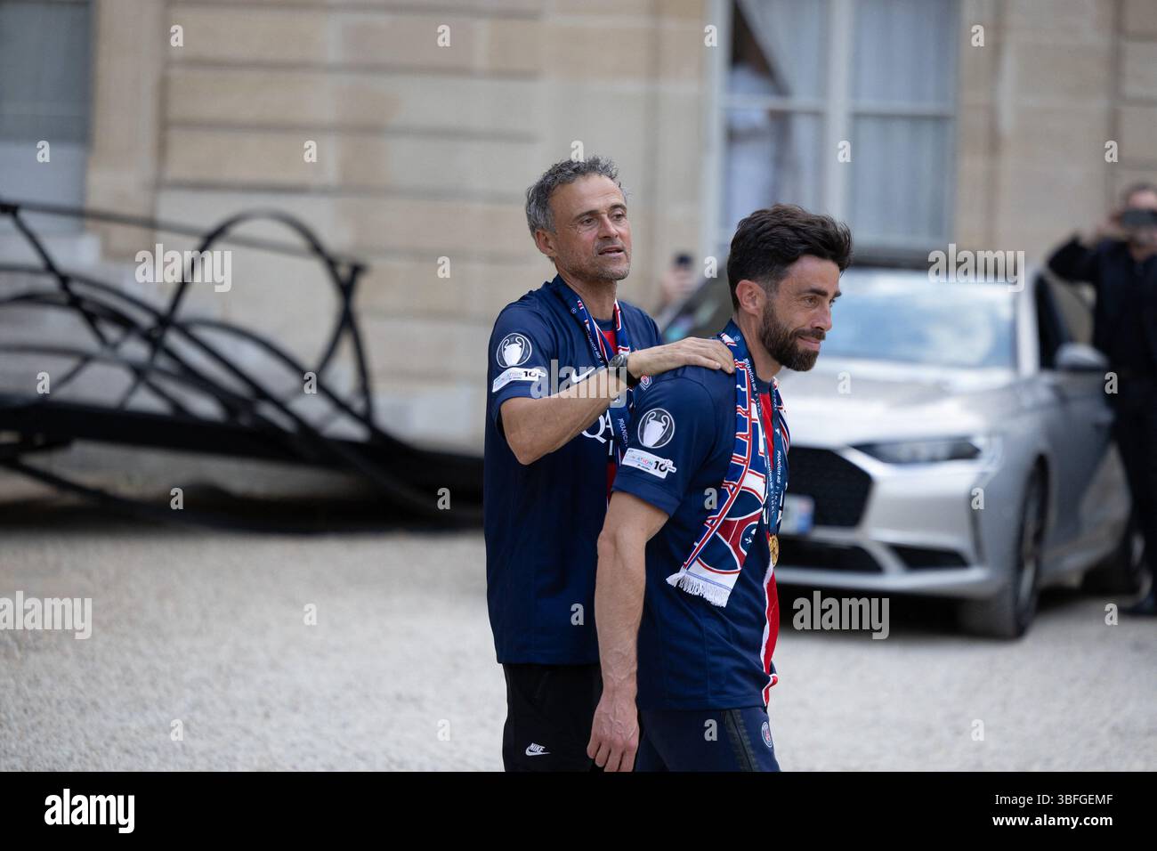 Paris, France. 01st June, 2025. Paris Saint-Germain's Spanish headcoach ...