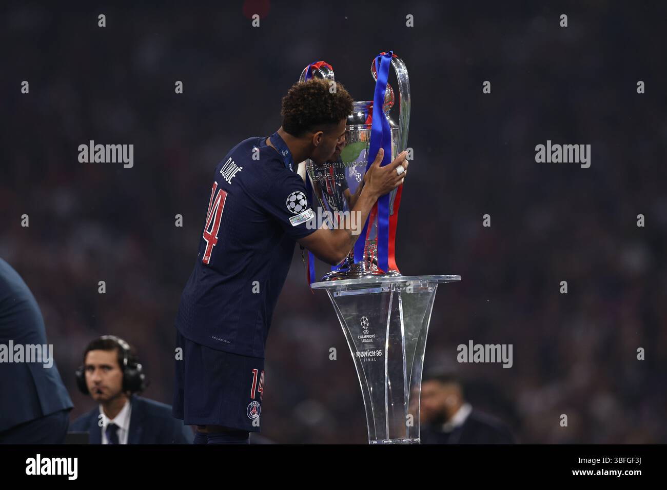 Desire doue hi-res stock photography and images - Alamy