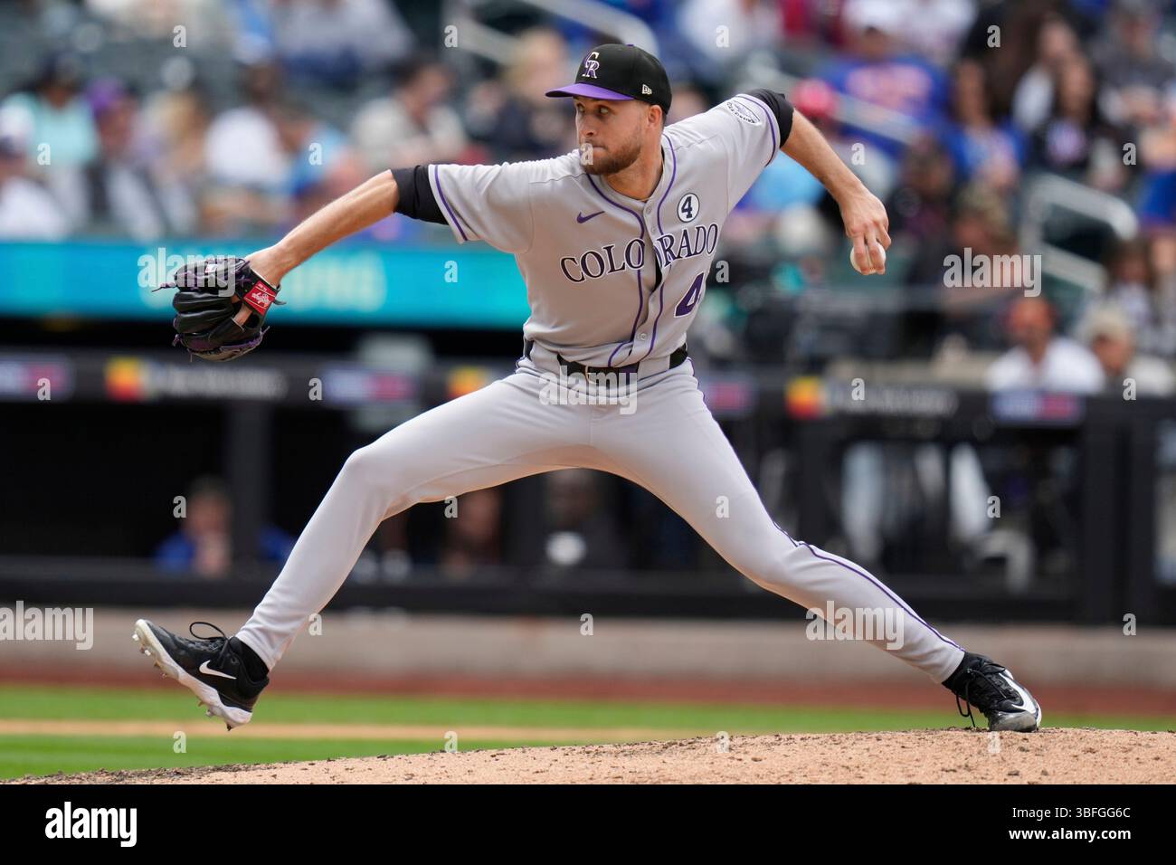 Colorado Rockies pitcher Carson Palmquist throws during the fifth ...