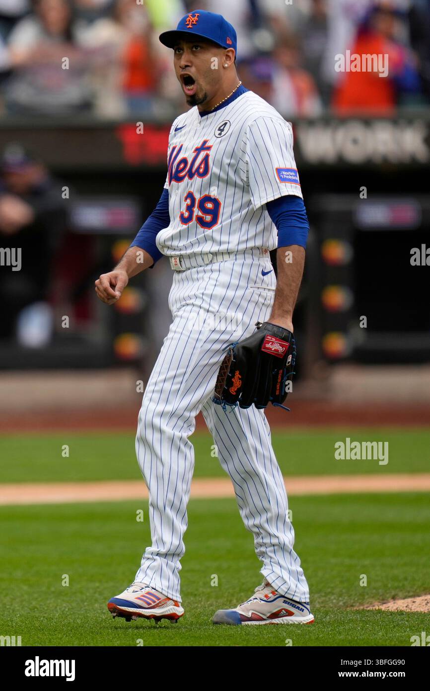 New York Mets pitcher Edwin Díaz reacts during at the end of a baseball ...