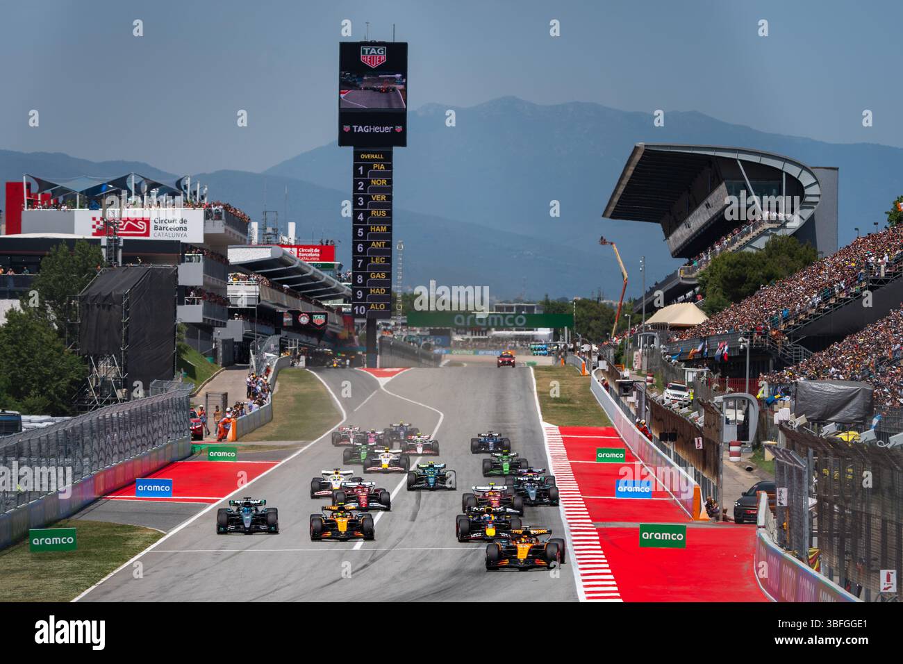 Race start of the Formula 1 Spain Grand Prix 2025 Stock Photo - Alamy