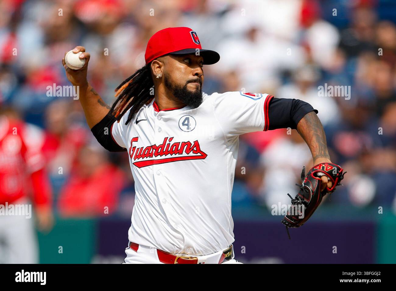 June 1, 2025: Cleveland Guardians pitcher Emmanuel Clase (48) throws a ...