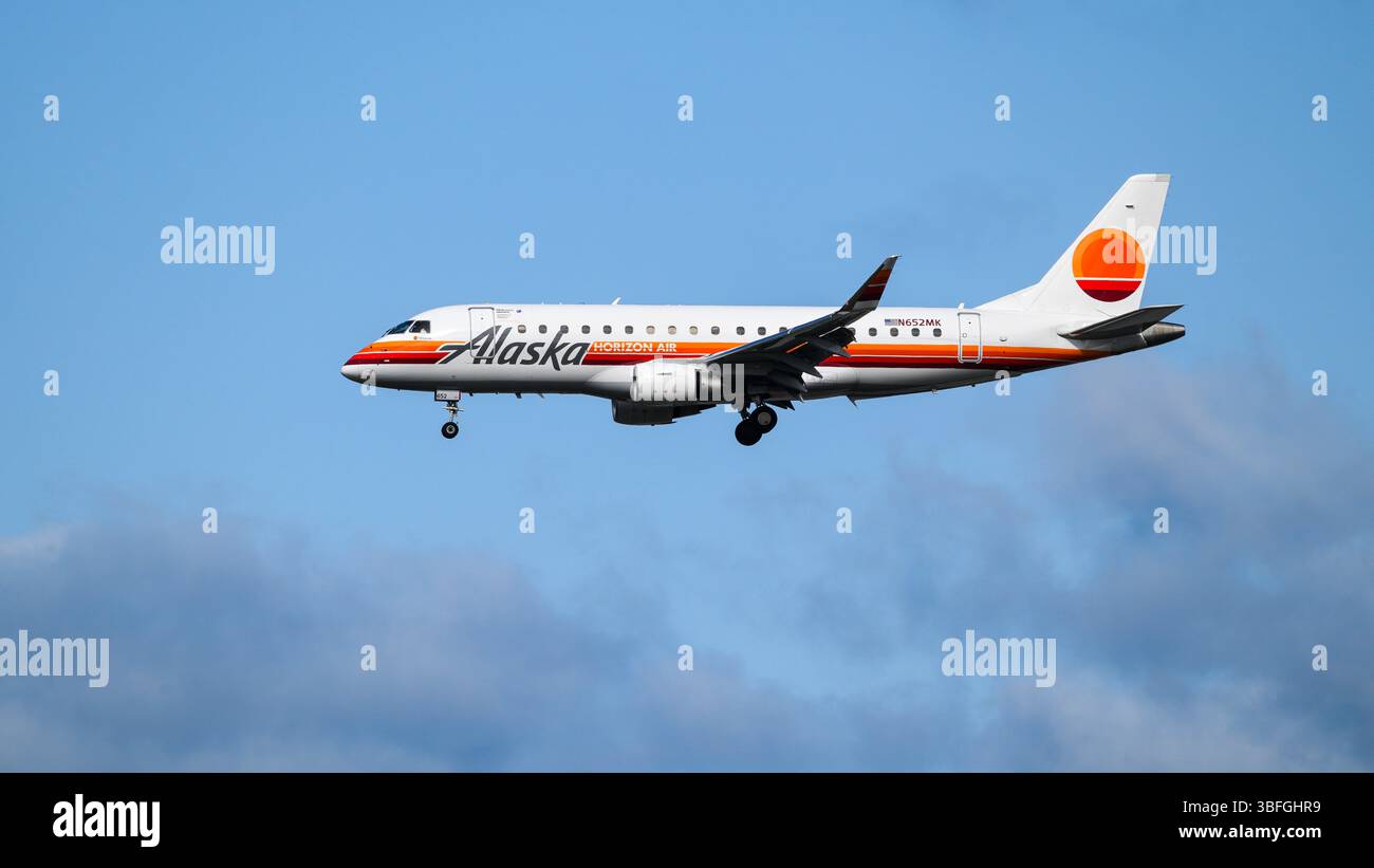 Sun logo hi-res stock photography and images - Alamy