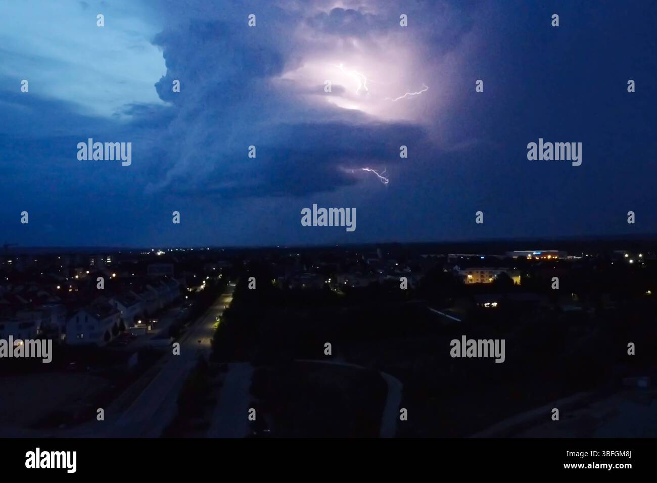 Langweid, Bavaria, Germany - 01 June 2025: Threatening shot - lightning ...