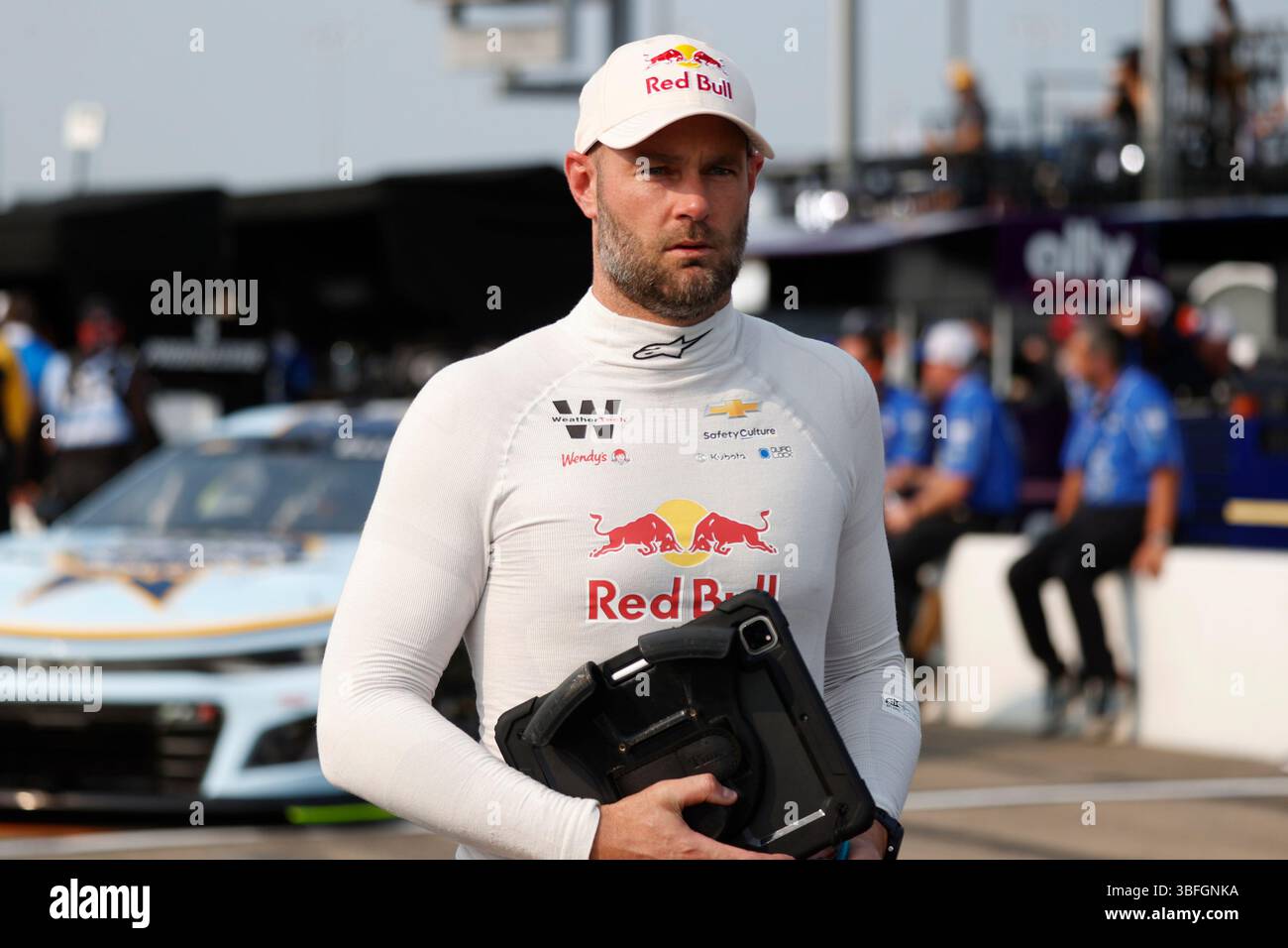 LEBANON, TN - MAY 31: Shane Van Gisbergen (#88 Trackhouse Racing Red ...