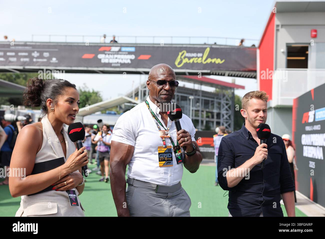 Barcelona, Spanien. 01st June, 2025. Ariana Bravo (F1 TV), Terry Crews ...