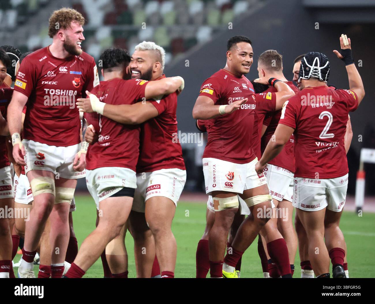 Tokyo, Japan. 1st June, 2025. Toshiba Brave Lupus Tokyo players ...