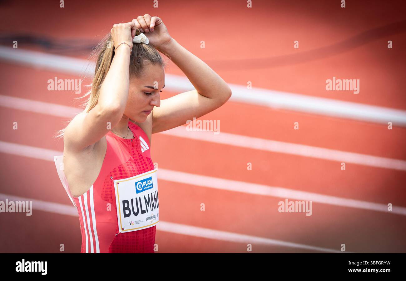 Dresden, Deutschland. 01st June, 2025. Luna BULMAHN (GER) am Start ...