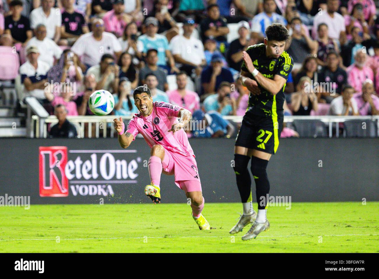 FORT LAUDERDALE, FLORIDA - MAY 31: Luis Suarez #9 of Inter Miami FC at ...