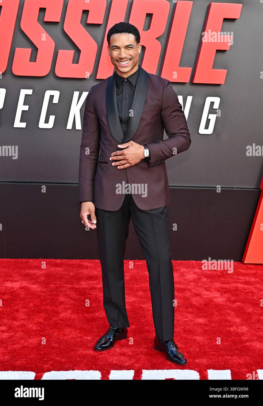 Greg Tarzan Davis attends the "Mission: Impossible - The Final ...