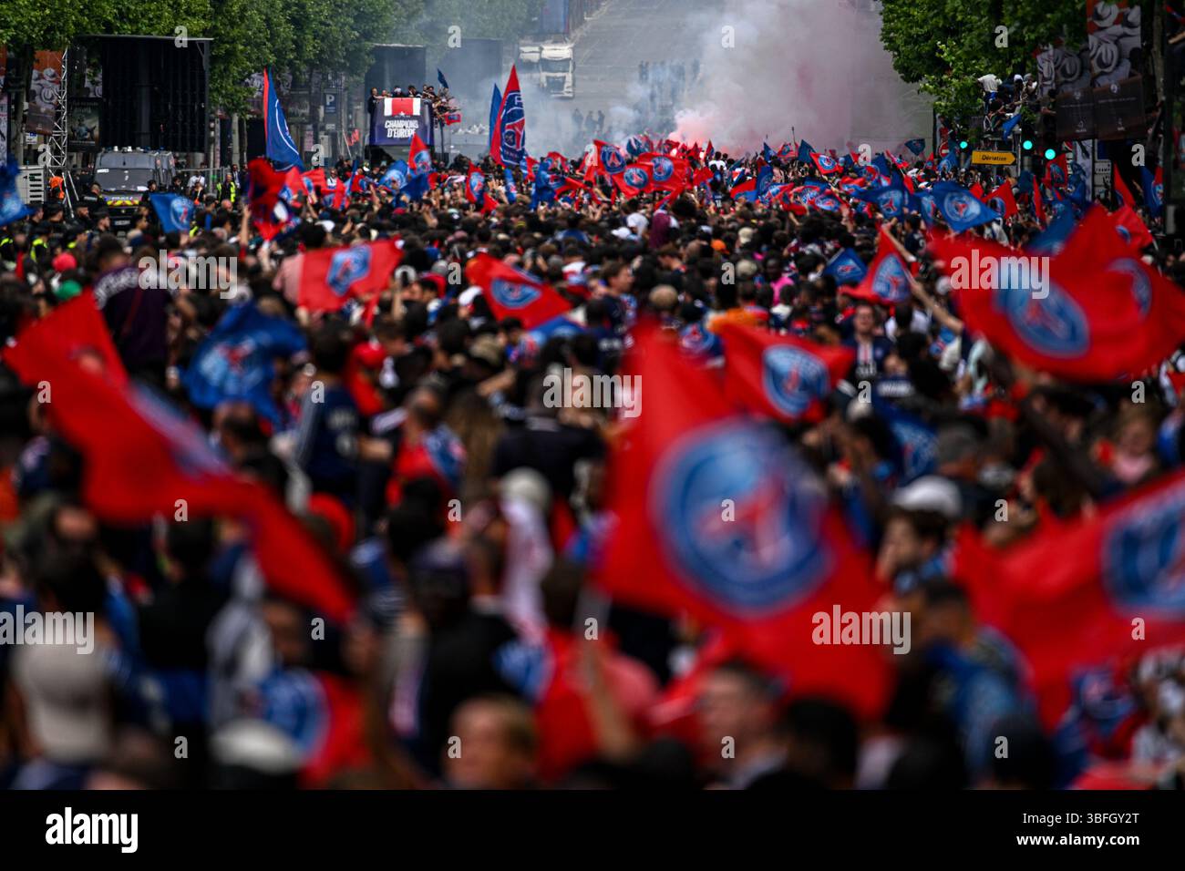 Paris, France. 01st June, 2025. Thousands of people gathered on the ...