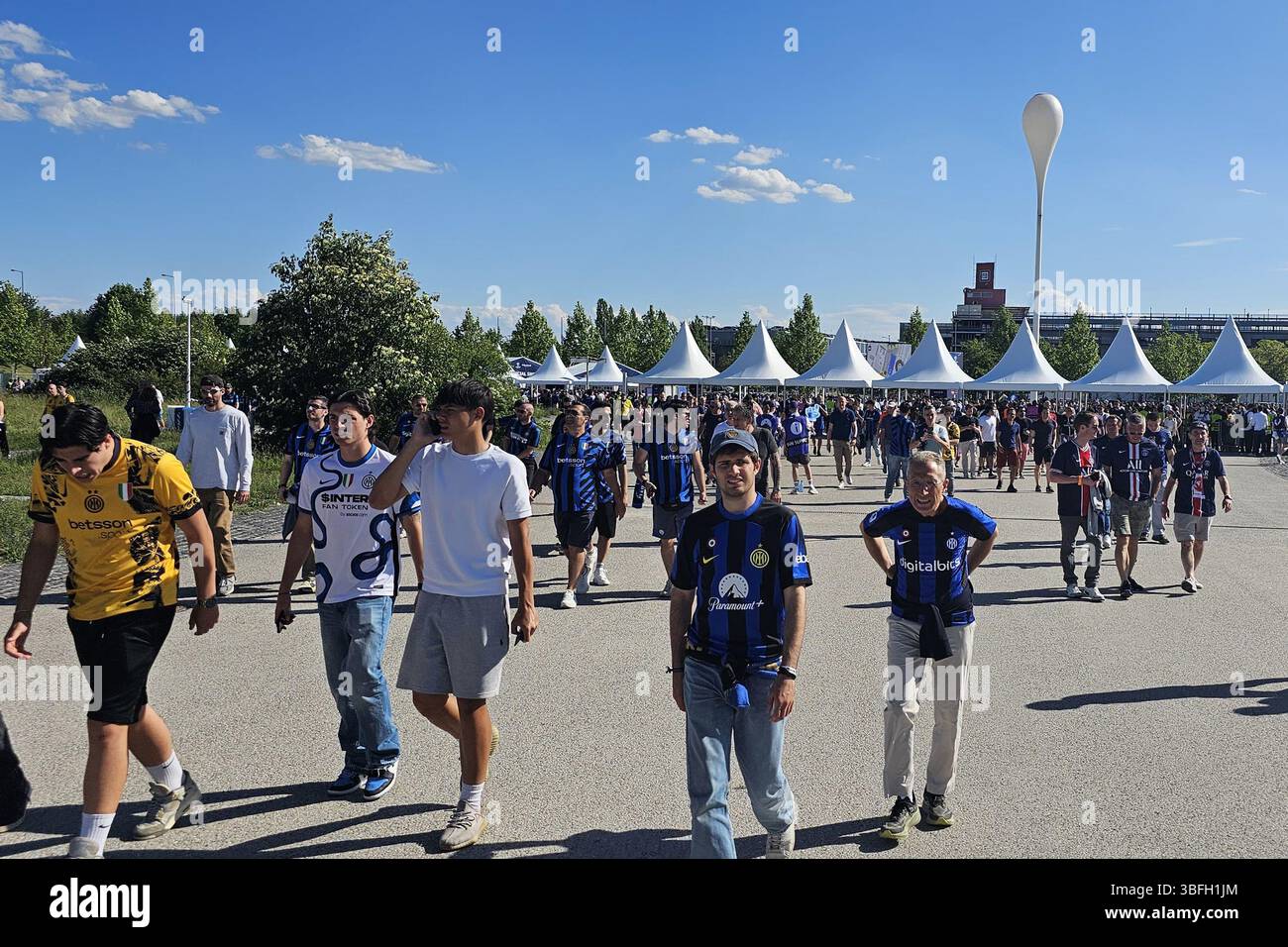 Inter fans during Champions League final Paris Saint Germain-Inter at ...