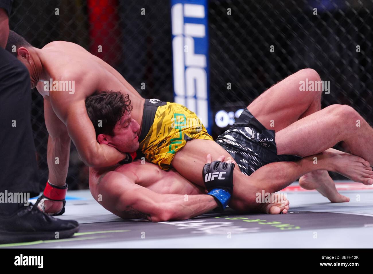 LAS VEGAS, NV - MAY 31: Jafel Filho and Allan Nascimento meet in the ...
