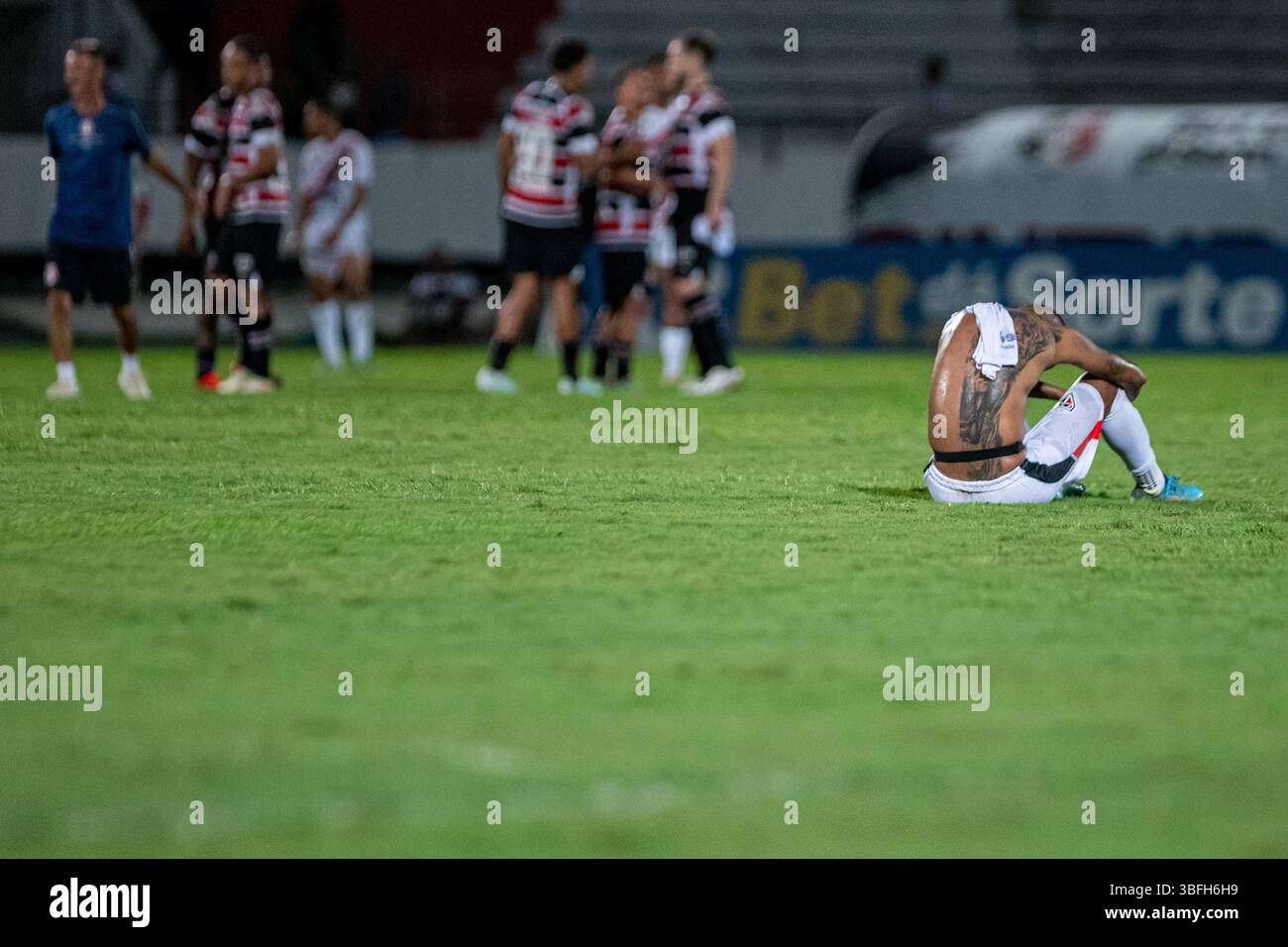 Recife, Brazil. 01st June, 2025. PE - RECIFE - 06/01/2025 - BRAZILIAN D 2025, SANTA CRUZ x ...