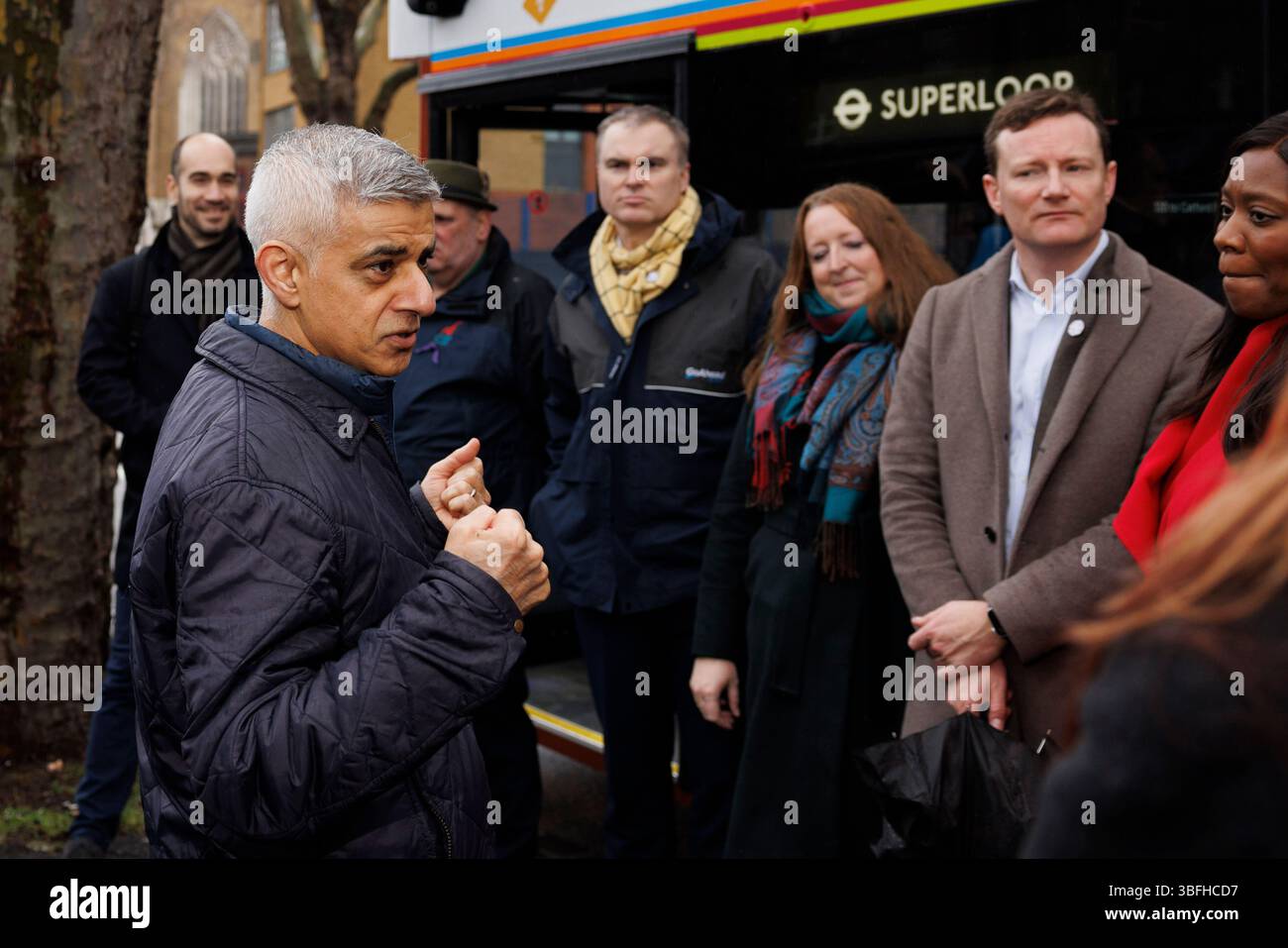 Mayor of london superloop hi-res stock photography and images - Alamy