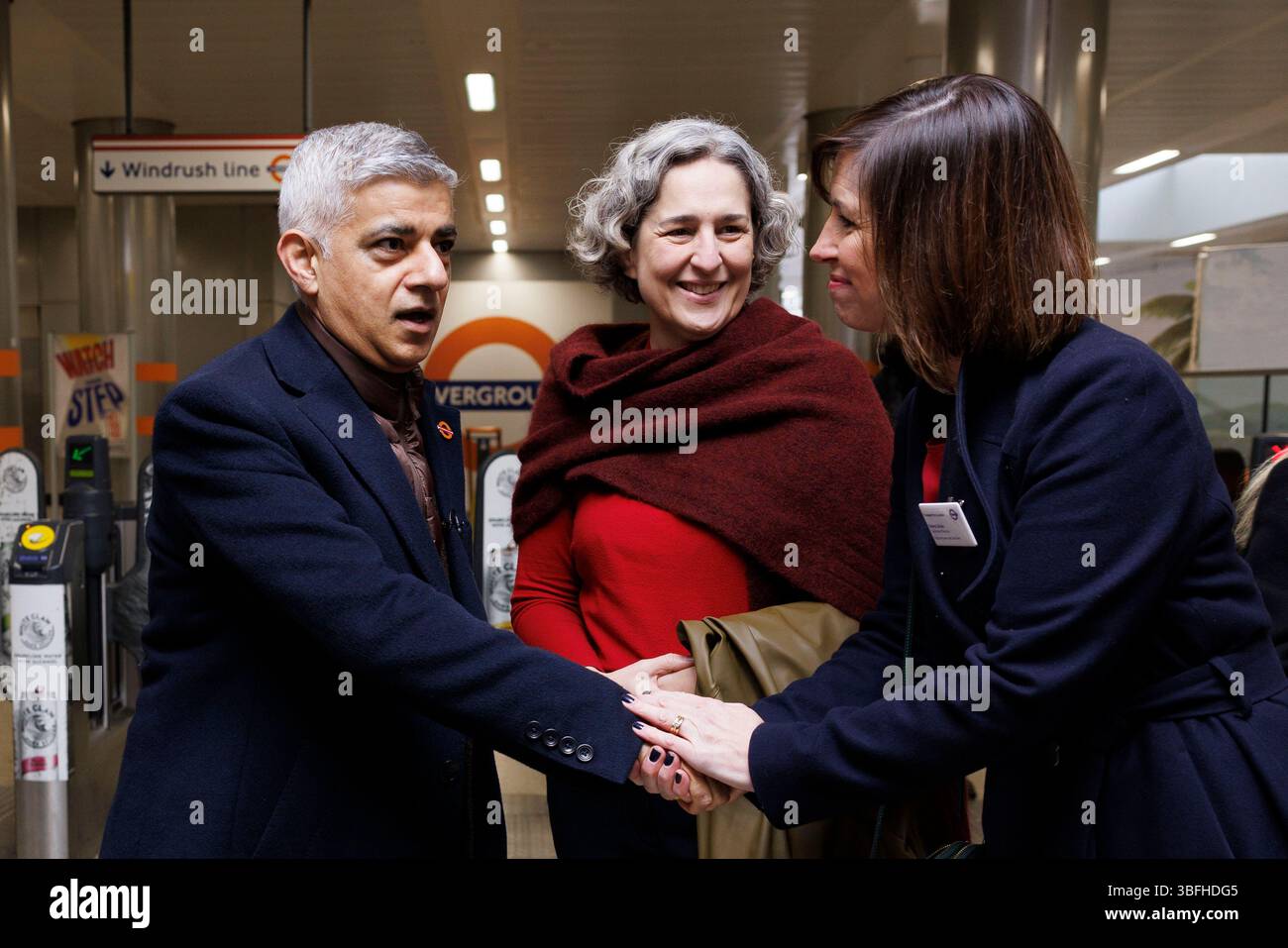 The London Overground is given new name today launched by Mayor of ...