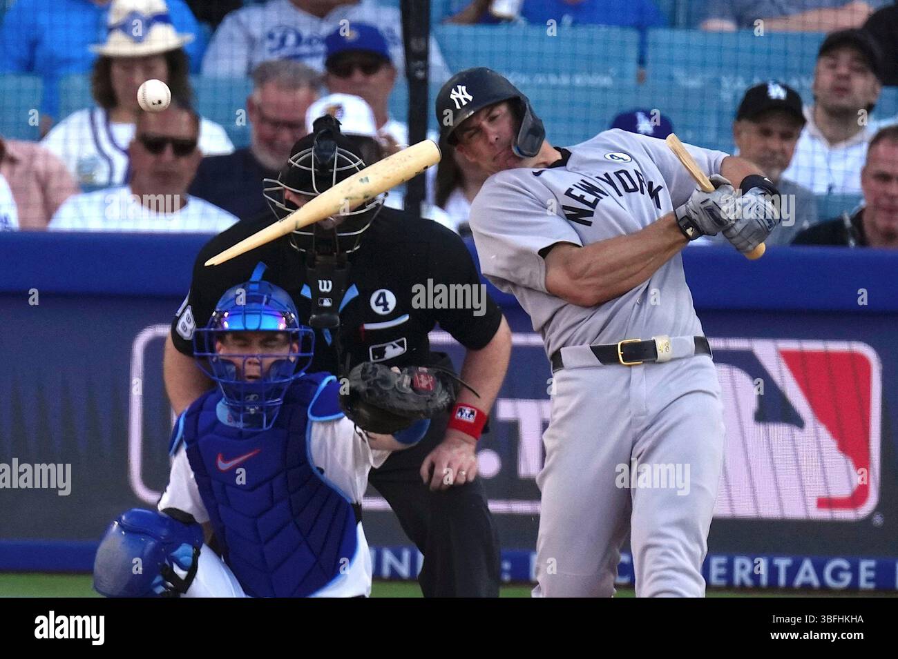New York Yankees' Paul Goldschmidt, right, breaks his bat as he grounds ...