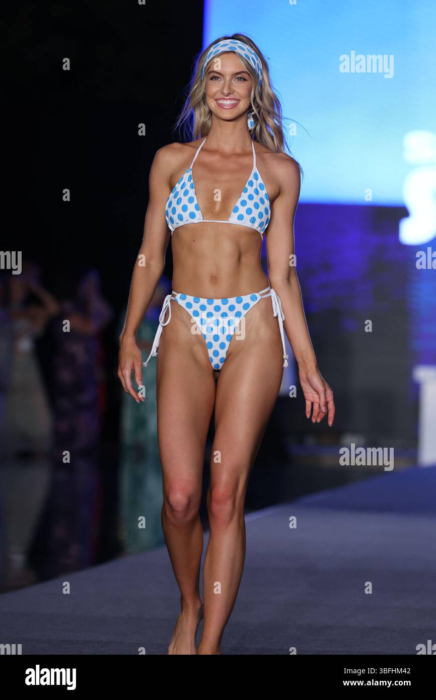 Miami Beach, Florida, USA. 31st May, 2025. Ally Mason walks the runway at the Sports Illustrated ...