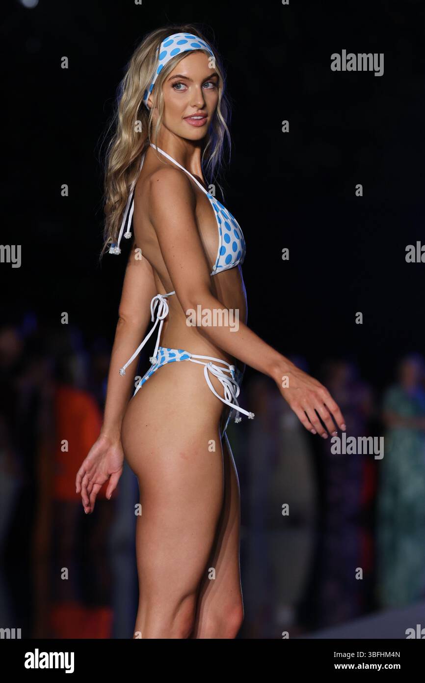 Ally mason hi-res stock photography and images - Alamy