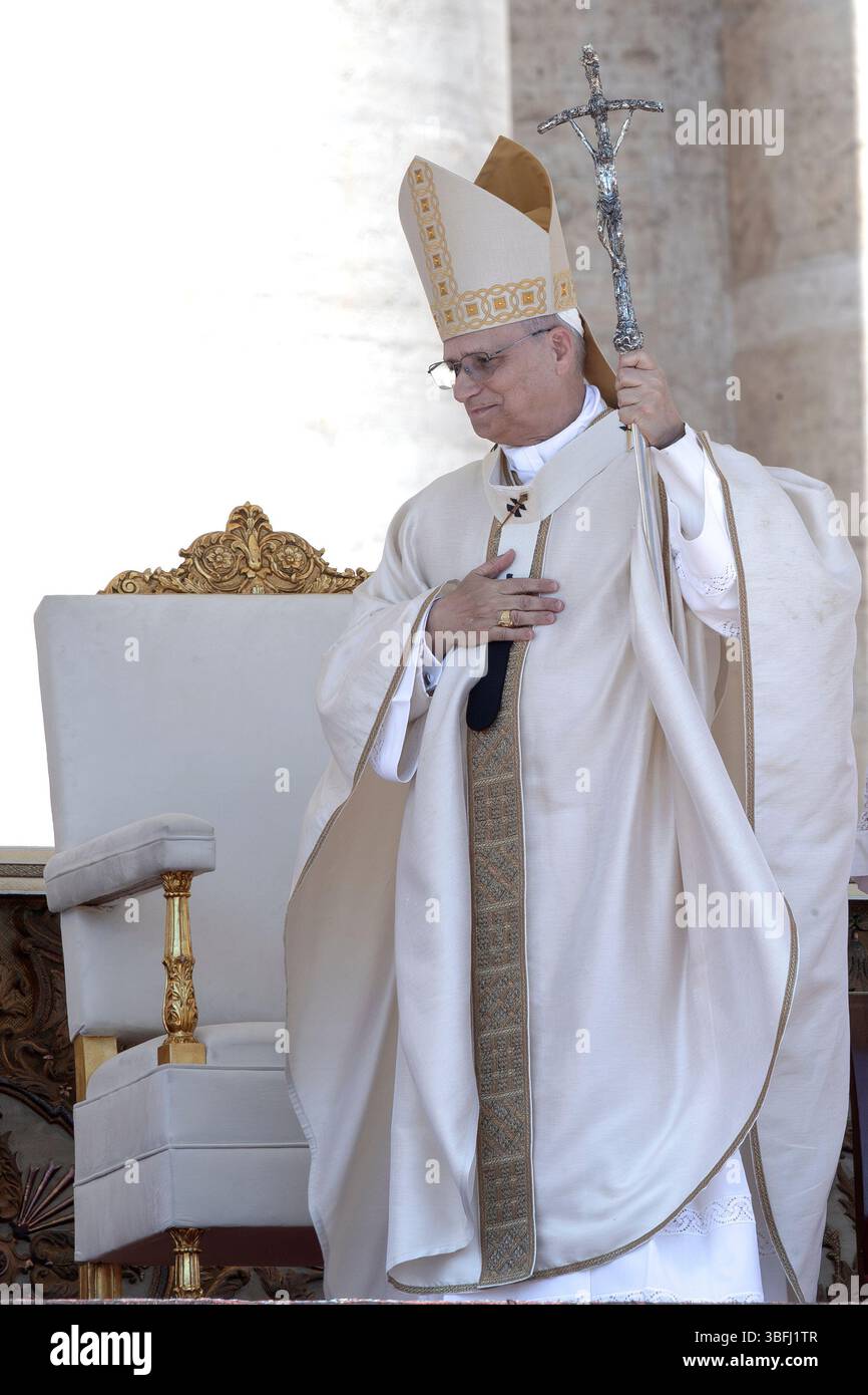 Vatican City, Vatican. 01st June, 2025. Pope Leo XIV departs at the end of the Mass for the ...