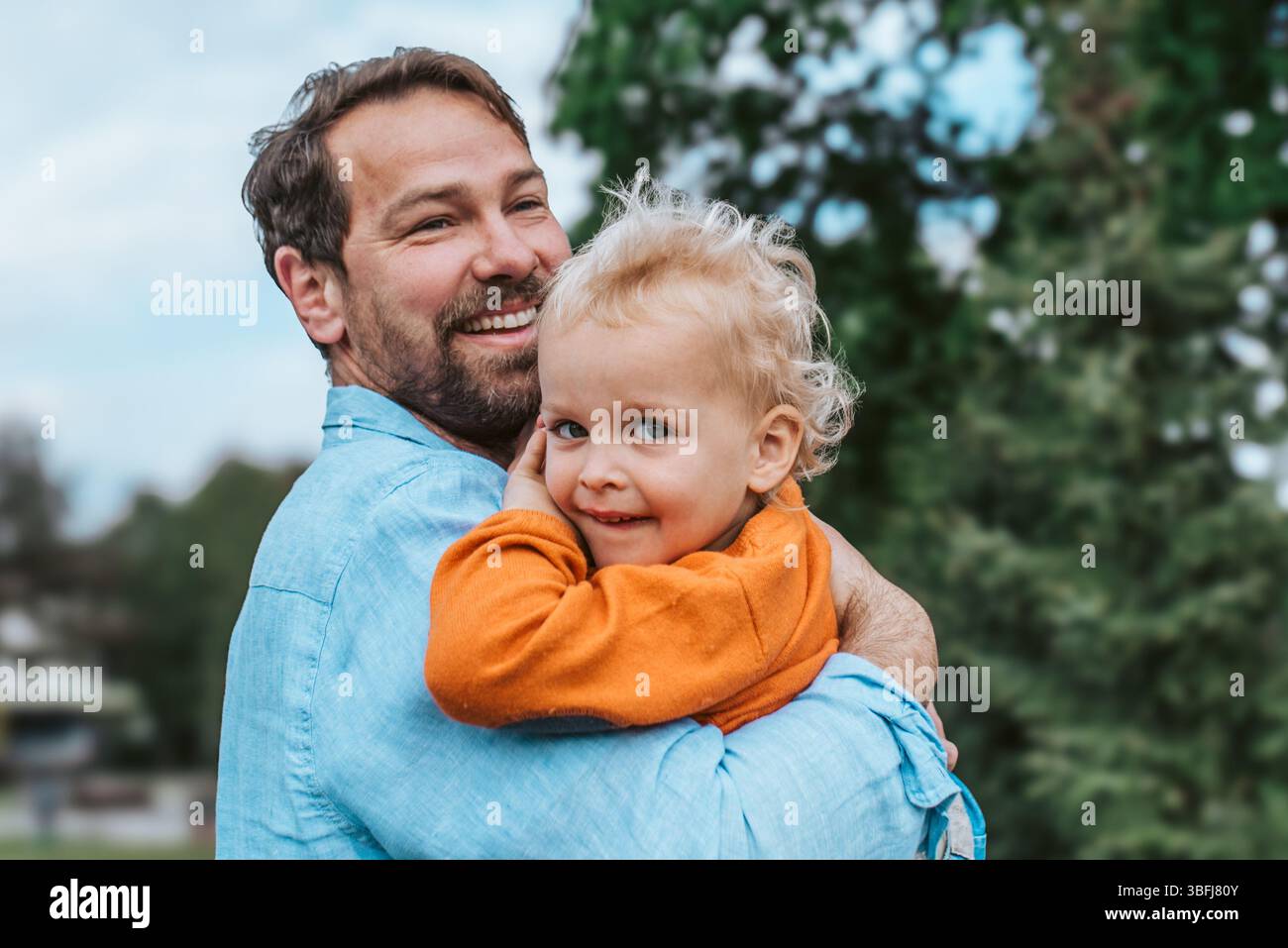 Portrait of dad and child enjoying time together Stock Photo - Alamy