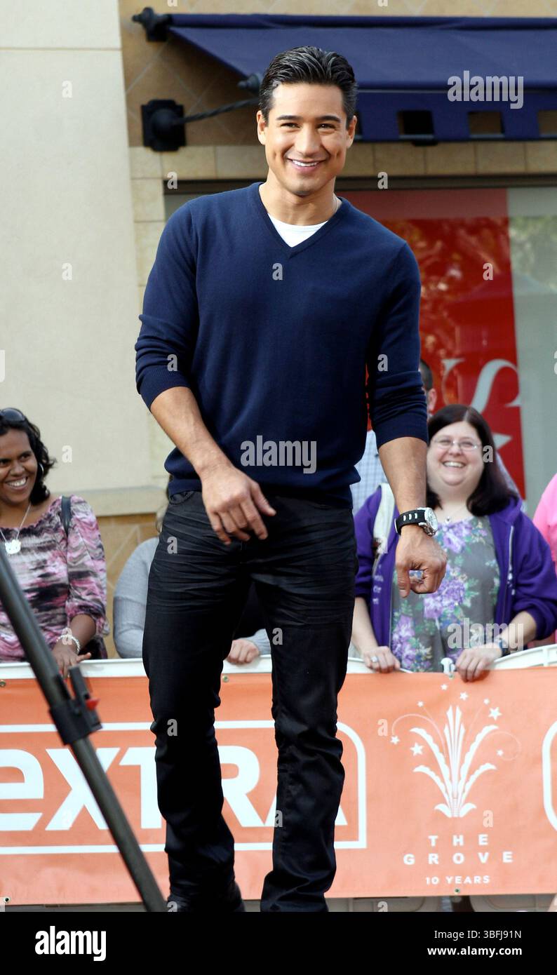 Mario Lopez on the set of 'Extra' in Los Angeles - 07 November 2012 ...