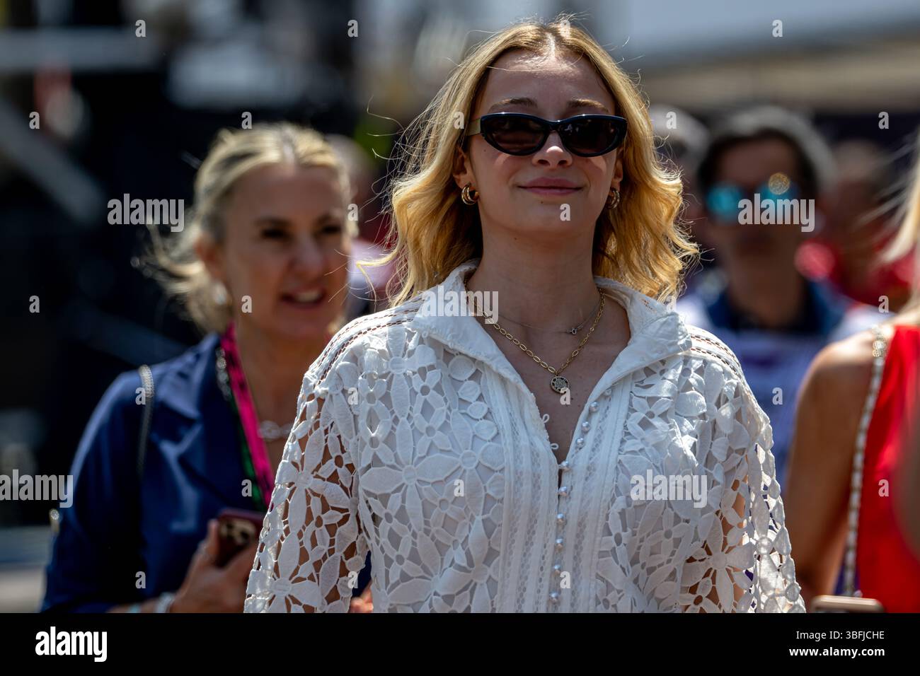CIRCUIT DE MONACO, MONACO - MAY 24: Isabella Bernardini, Gabriel Bortoleto's Girlfriend, during ...