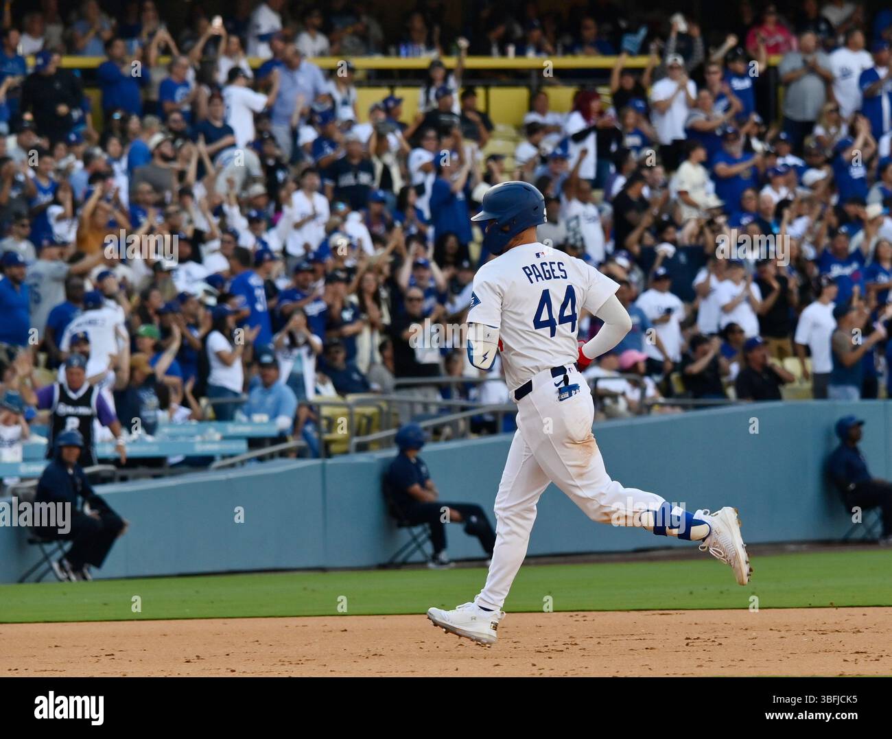 Los Angeles, United States. 01st June, 2025. Los Angeles Dodgers left ...