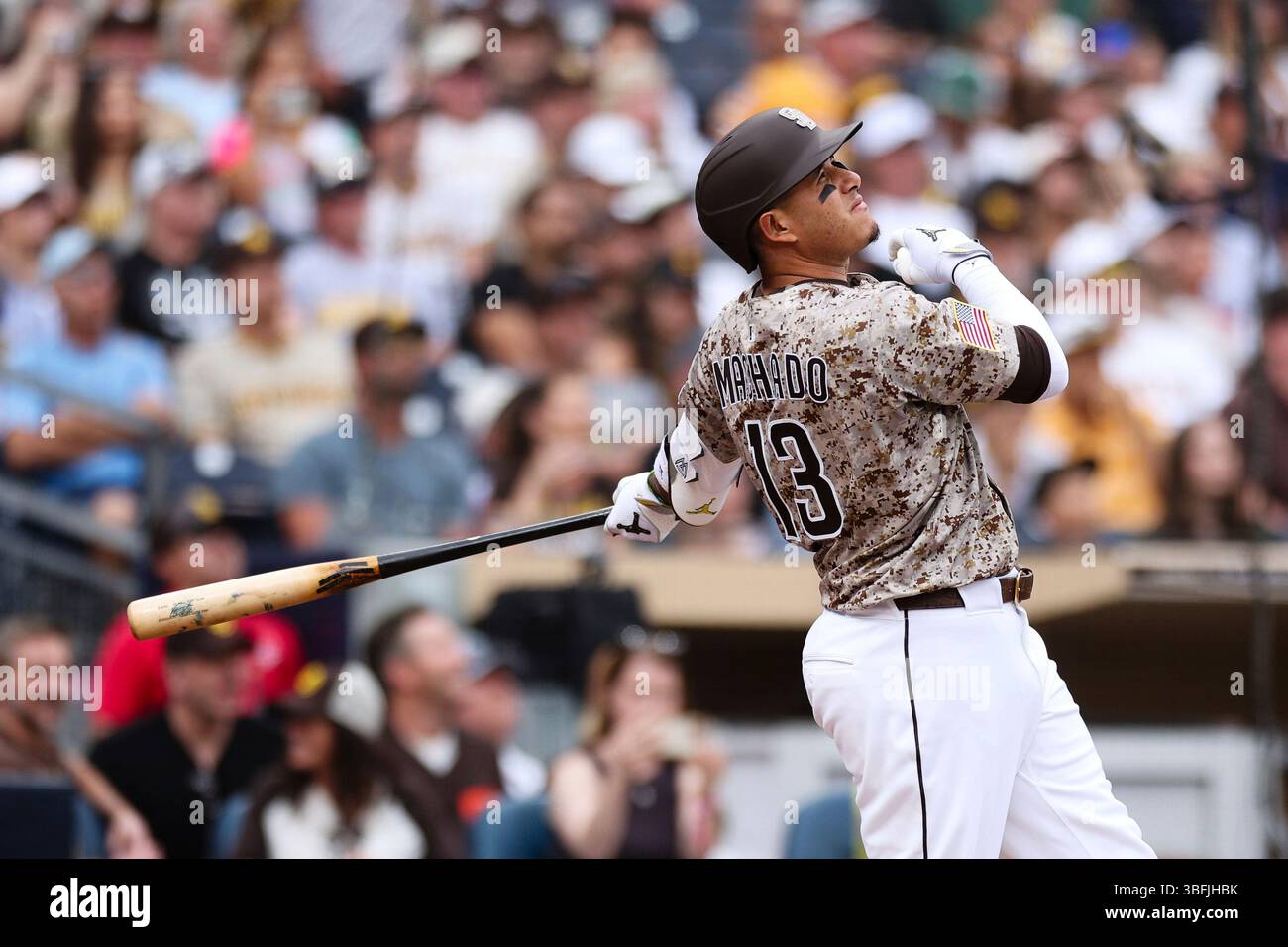 San Diego Padres' Manny Machado flys out to right field against the ...