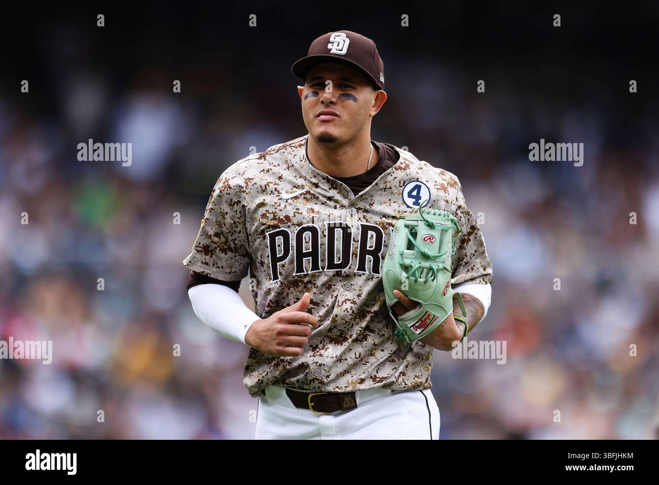 San Diego Padres' Manny Machado heads to the dugout in the seventh ...