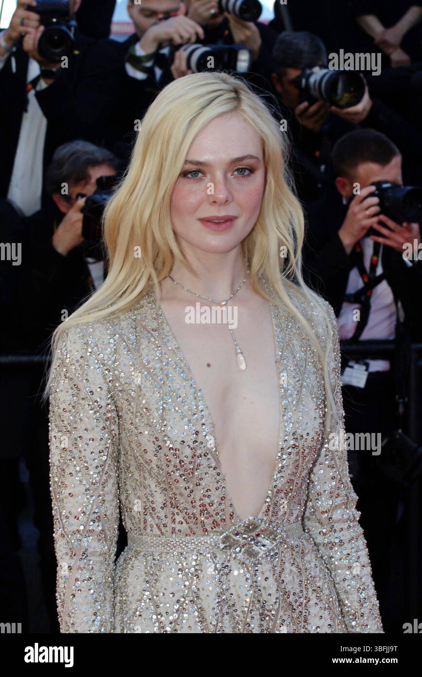 Elle fanning cannes 2025 hi-res stock photography and images - Alamy