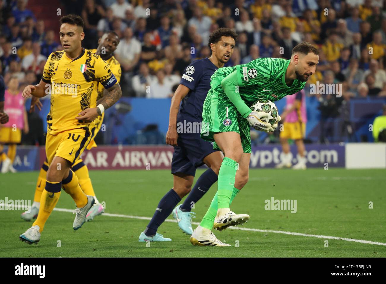 Psg inter milan munich 2025 hi-res stock photography and images - Alamy