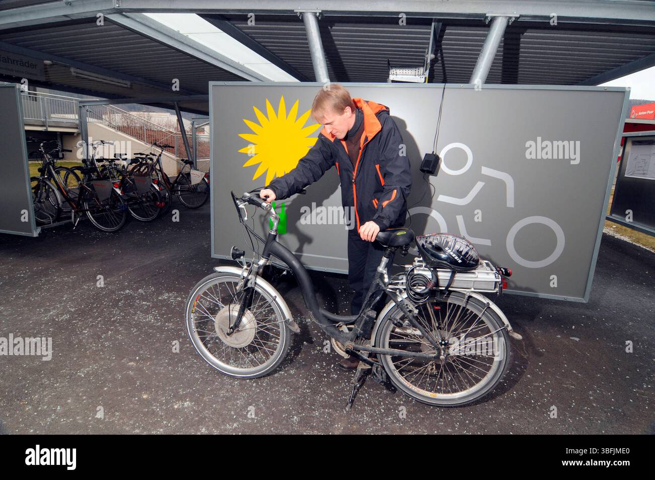 solar filling station for electric bike or e-bike, electromobility with ...