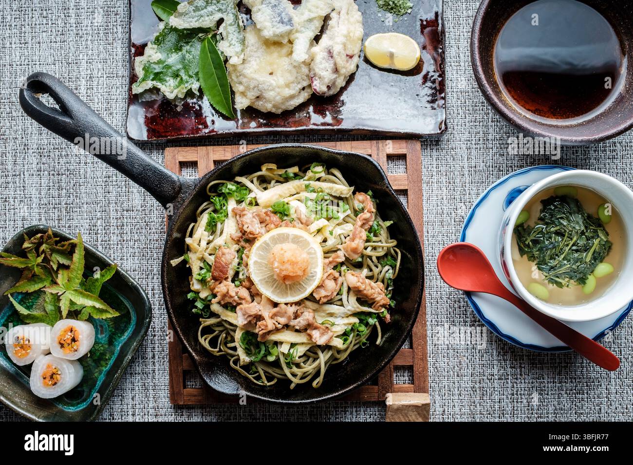 Blodge Lodge - Green tea-based kaiseki dining in Uji, Kyoto Stock Photo ...