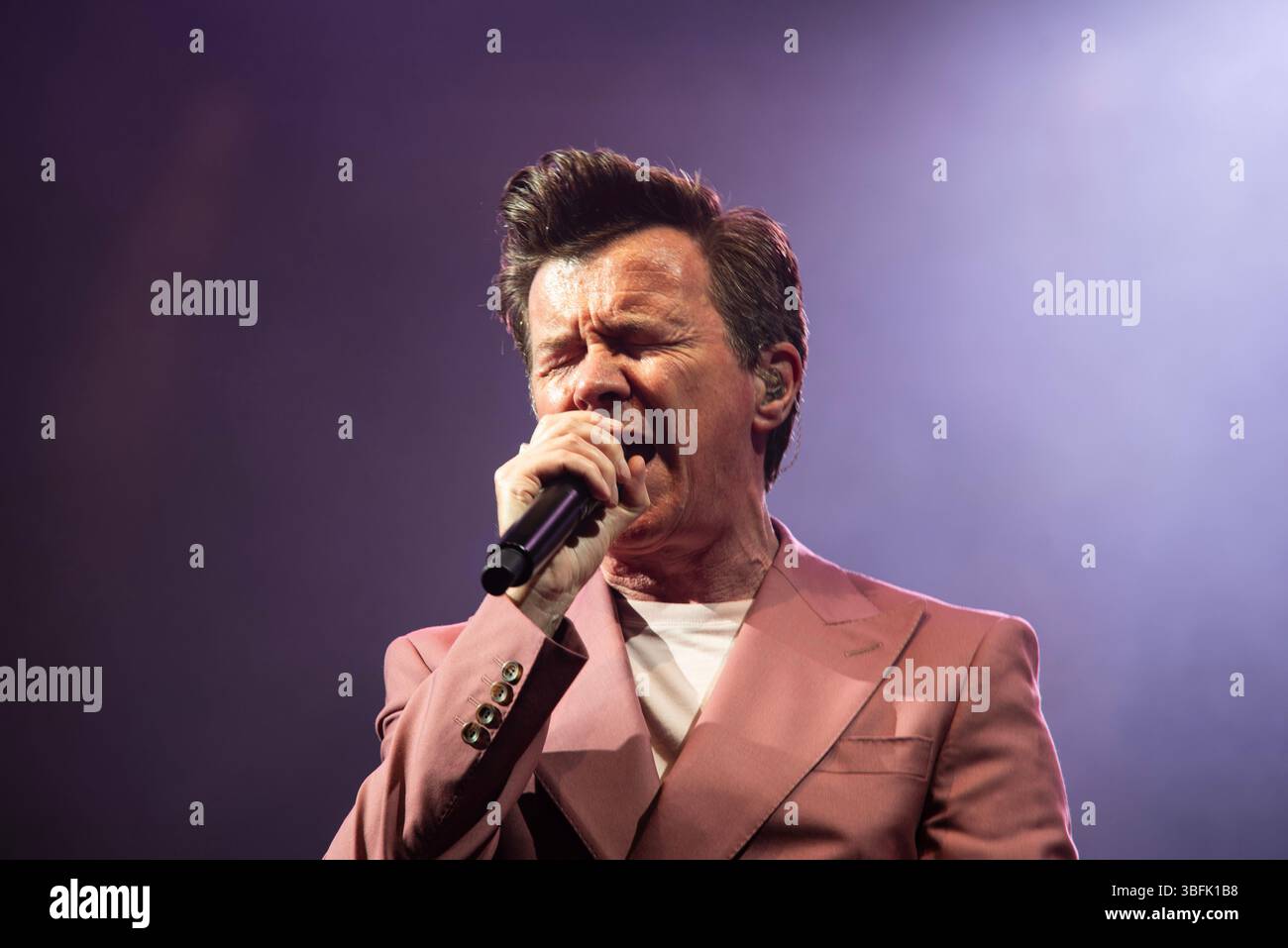 Rick astley 2024 hi-res stock photography and images - Alamy