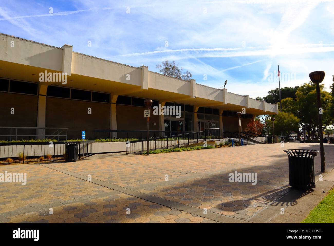 Pomona city center hi-res stock photography and images - Alamy