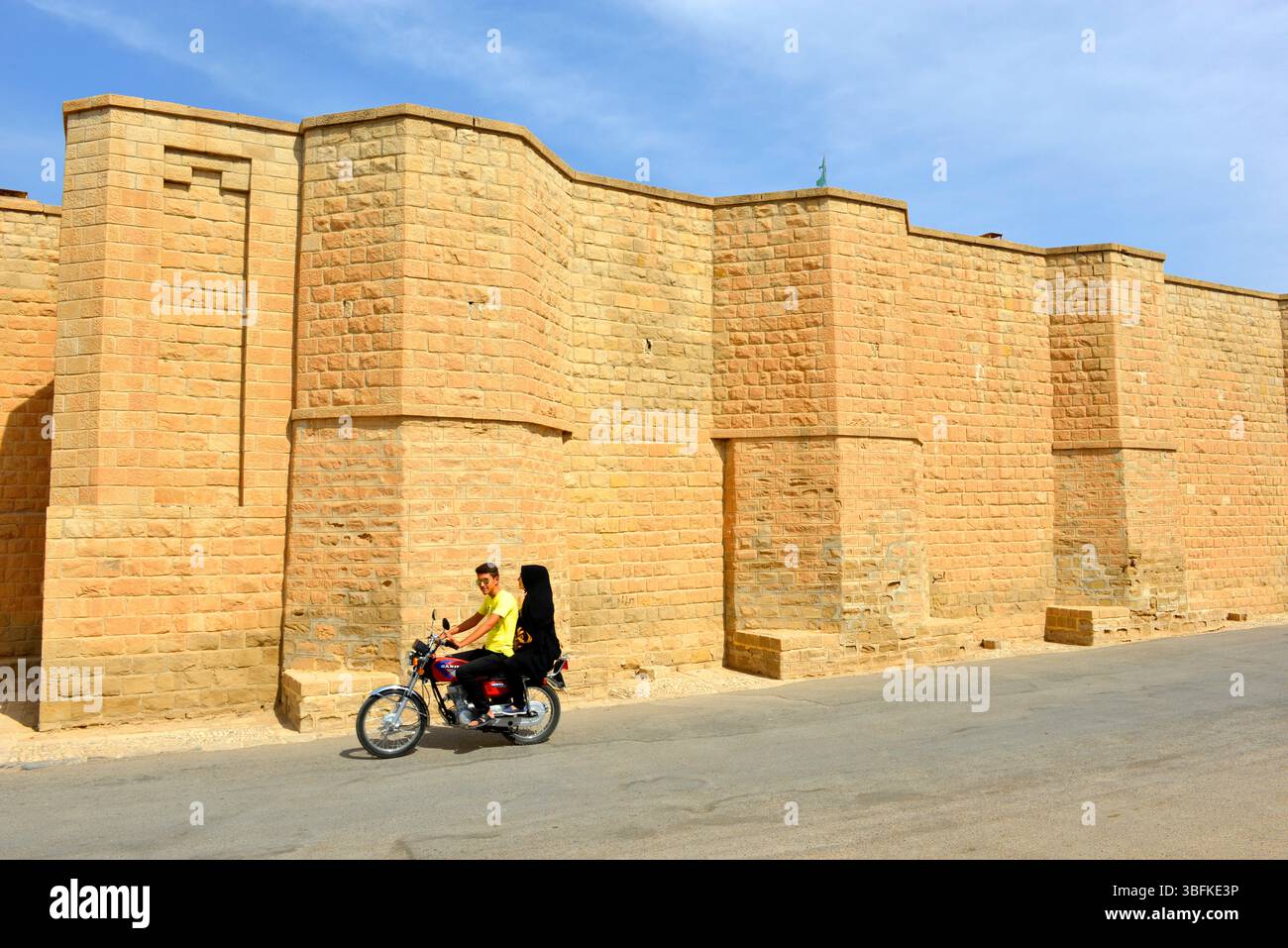 Moyen-Orient, Iran, Shushtar,la Mosquée du Vendredi (Masjid-i jami) / Friday Mosque (Masjid-i ...