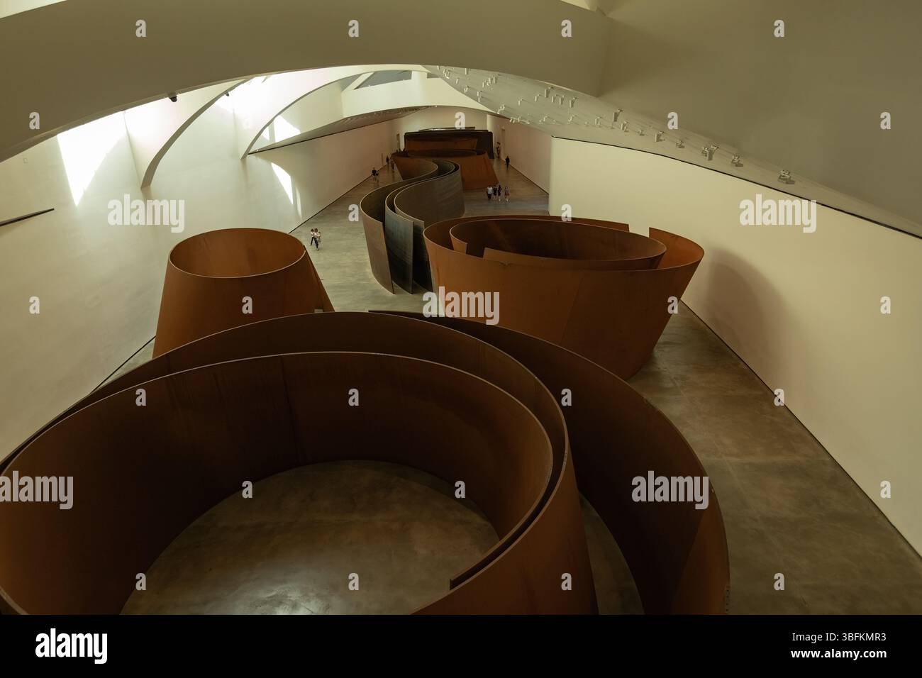 The Matter of Time, sculptures by Richard Serra in Guggenheim museum ...