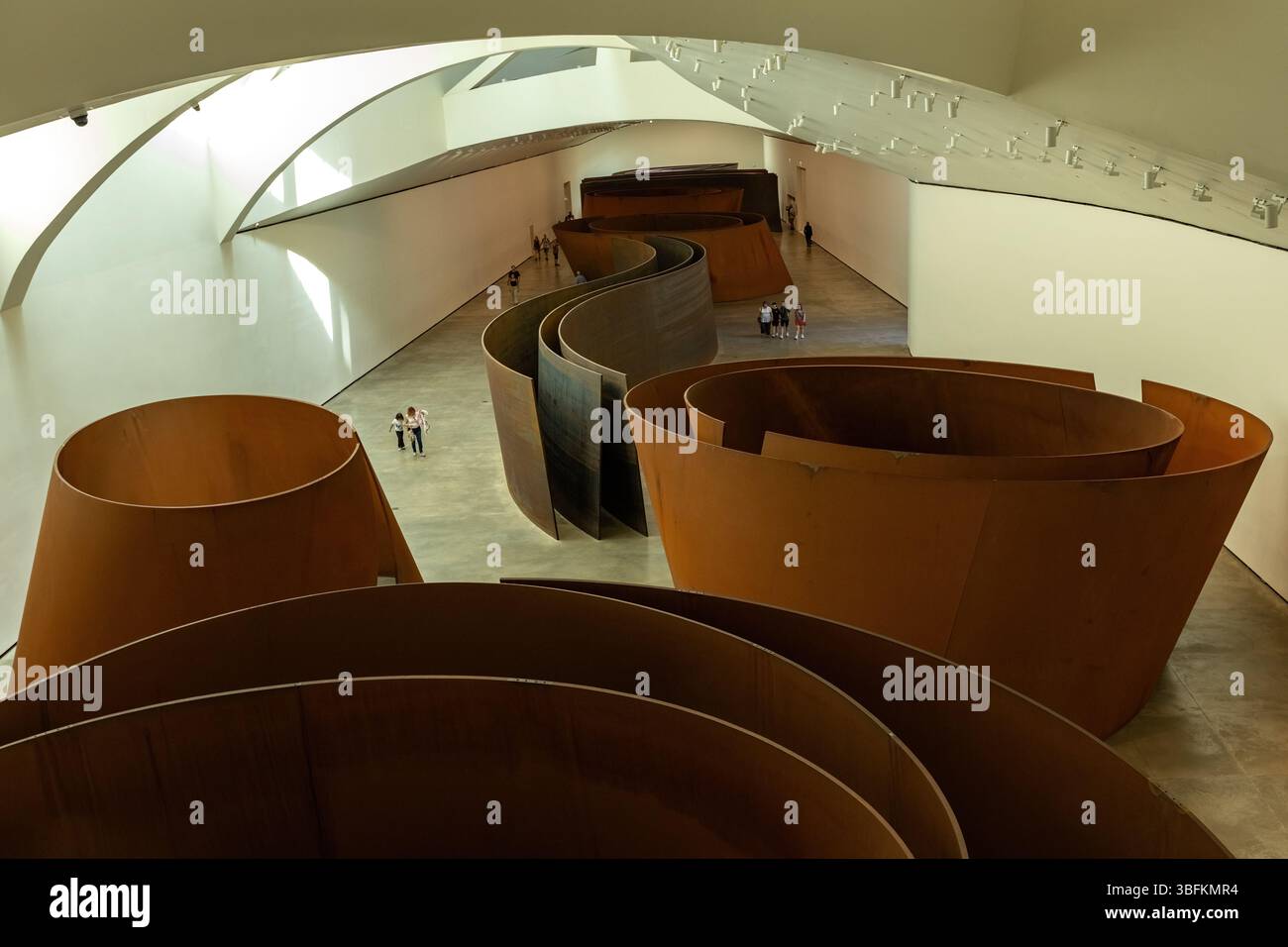 The Matter of Time, sculptures by Richard Serra in Guggenheim museum ...