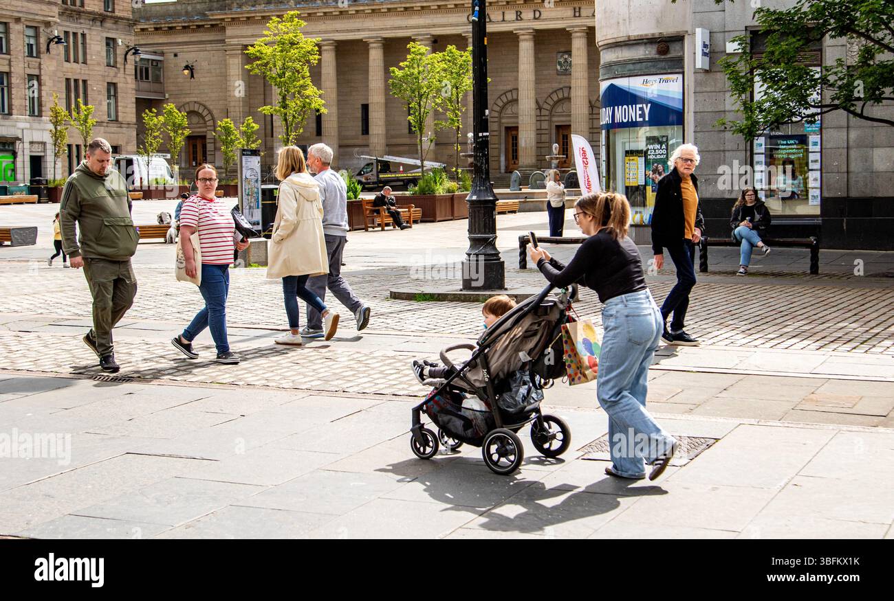 Dundee, Tayside, Scotland, UK. 2nd June, 2025. UK Weather: Monday in ...