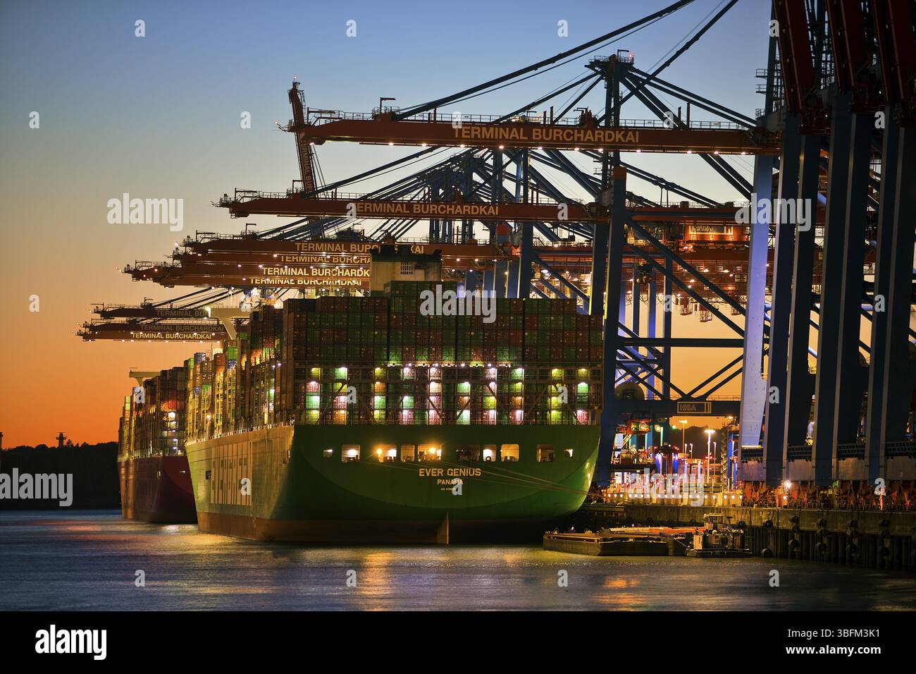 Container terminal Burchardkai with full container ship Ever Genius ...