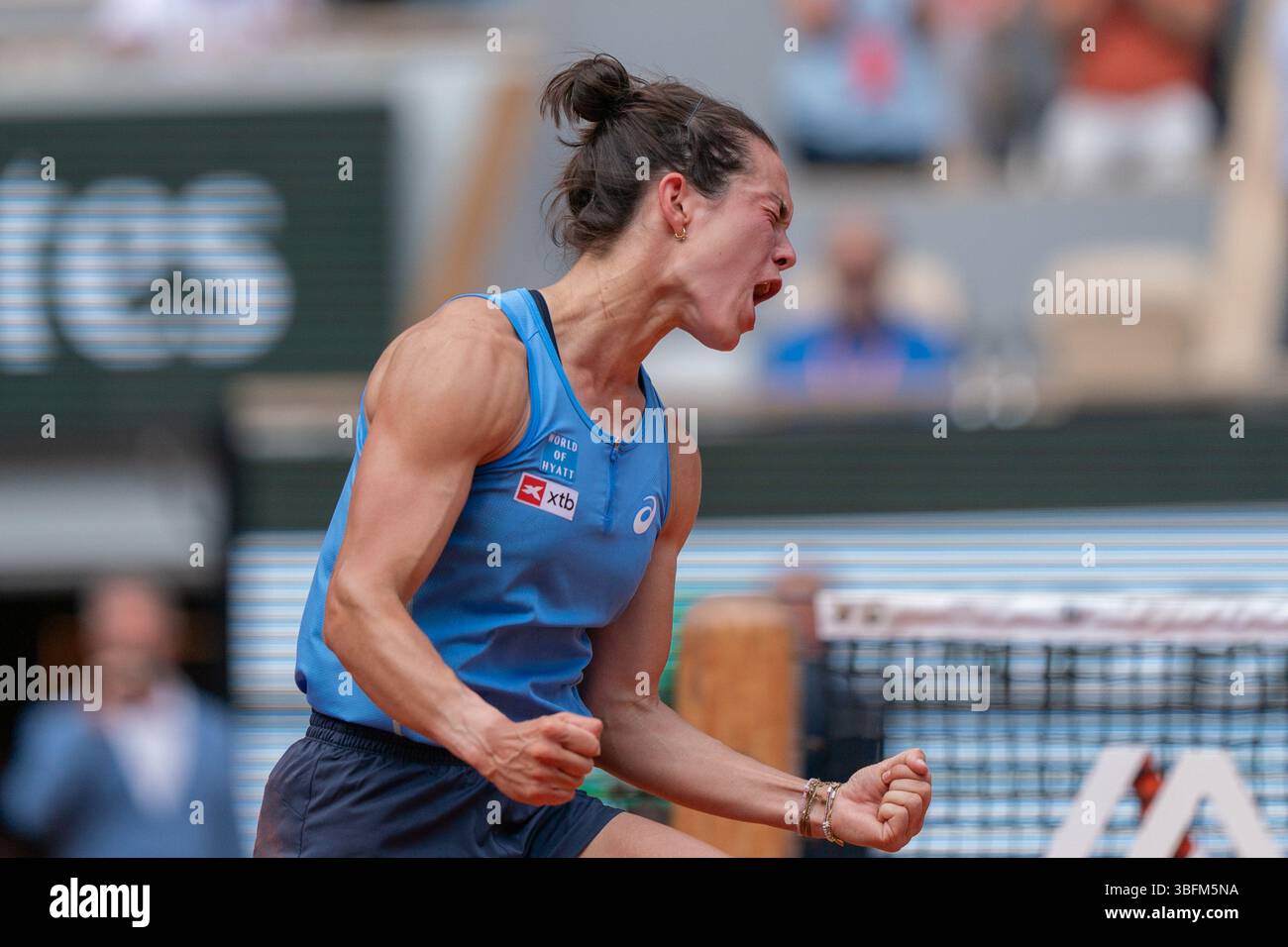 PARIS, FRANCE - JUNE 2: Lois Boisson of France during Day Nine of 2025 ...