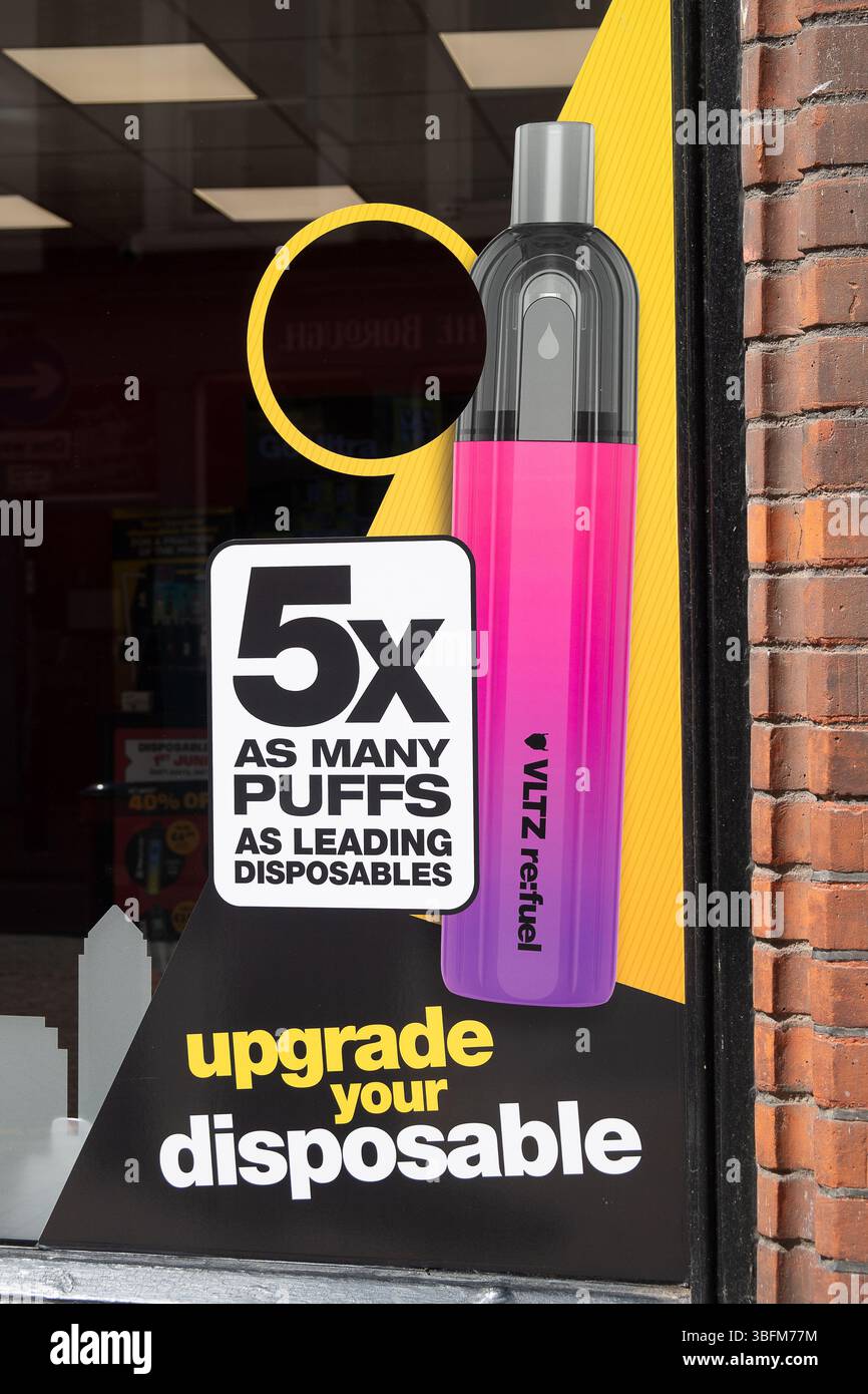 Maidenhead, UK. 2nd June, 2025. A Totally Wicked vape shop in ...