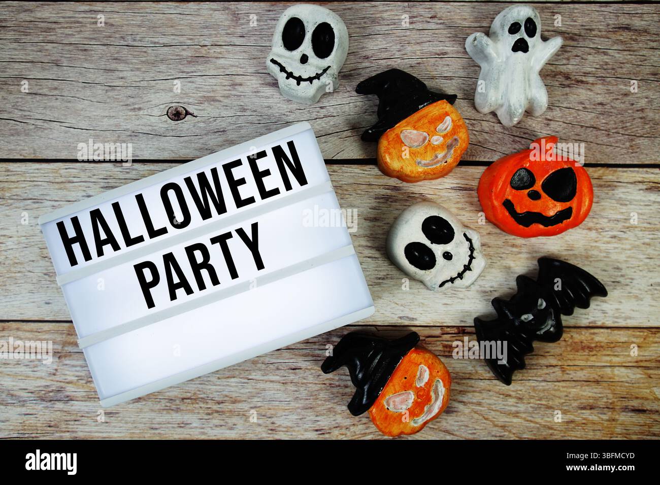 Vintage halloween decor elements hi-res stock photography and images ...