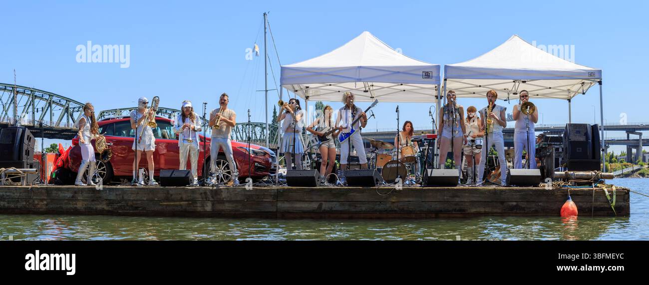 The Big Float, Portland, Oregon - July 15th 2017: A band in silver ...