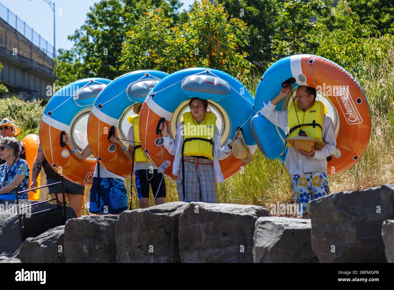 Coleman tube hi-res stock photography and images - Alamy