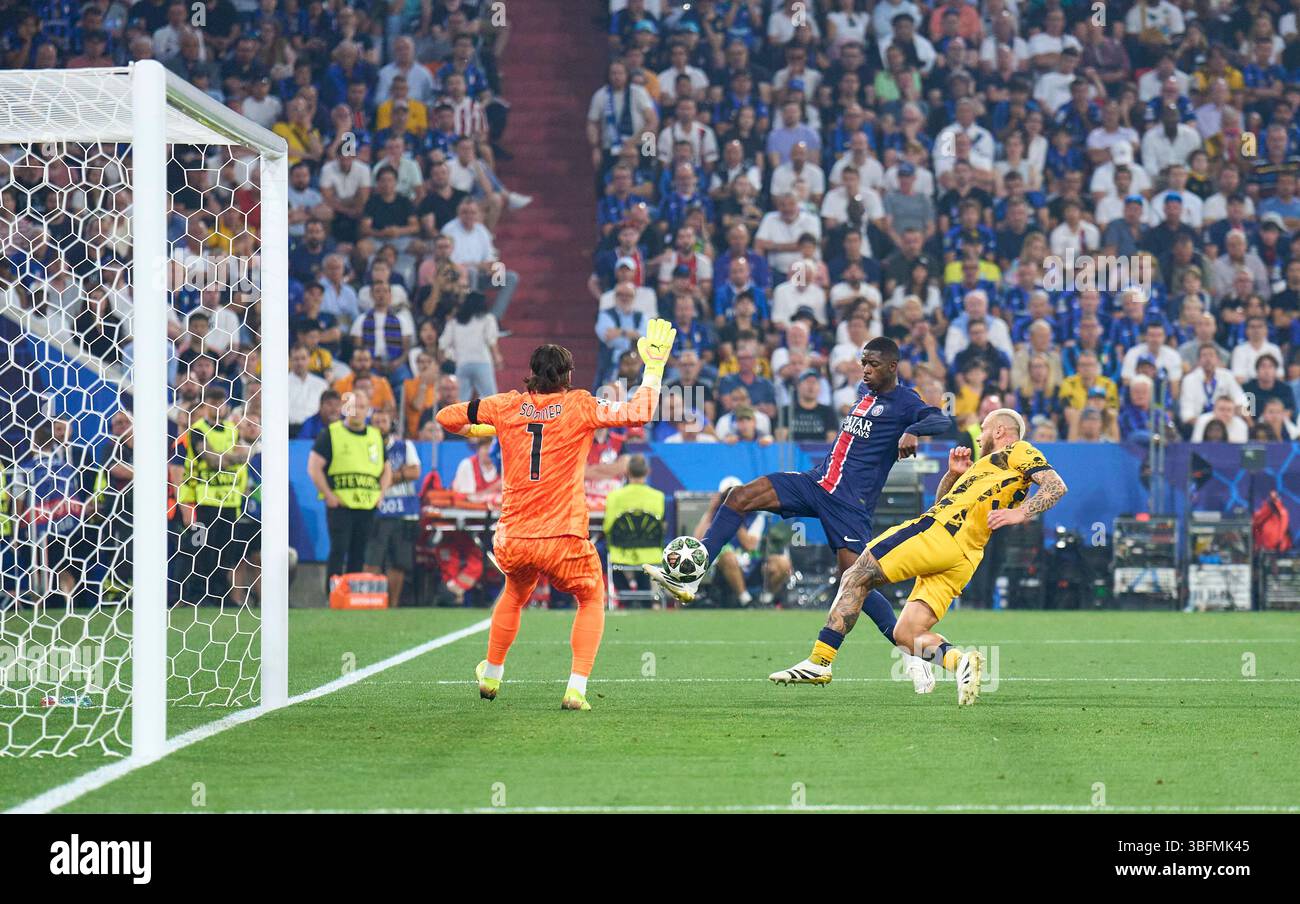 Ousmane dembele psg hi-res stock photography and images - Alamy