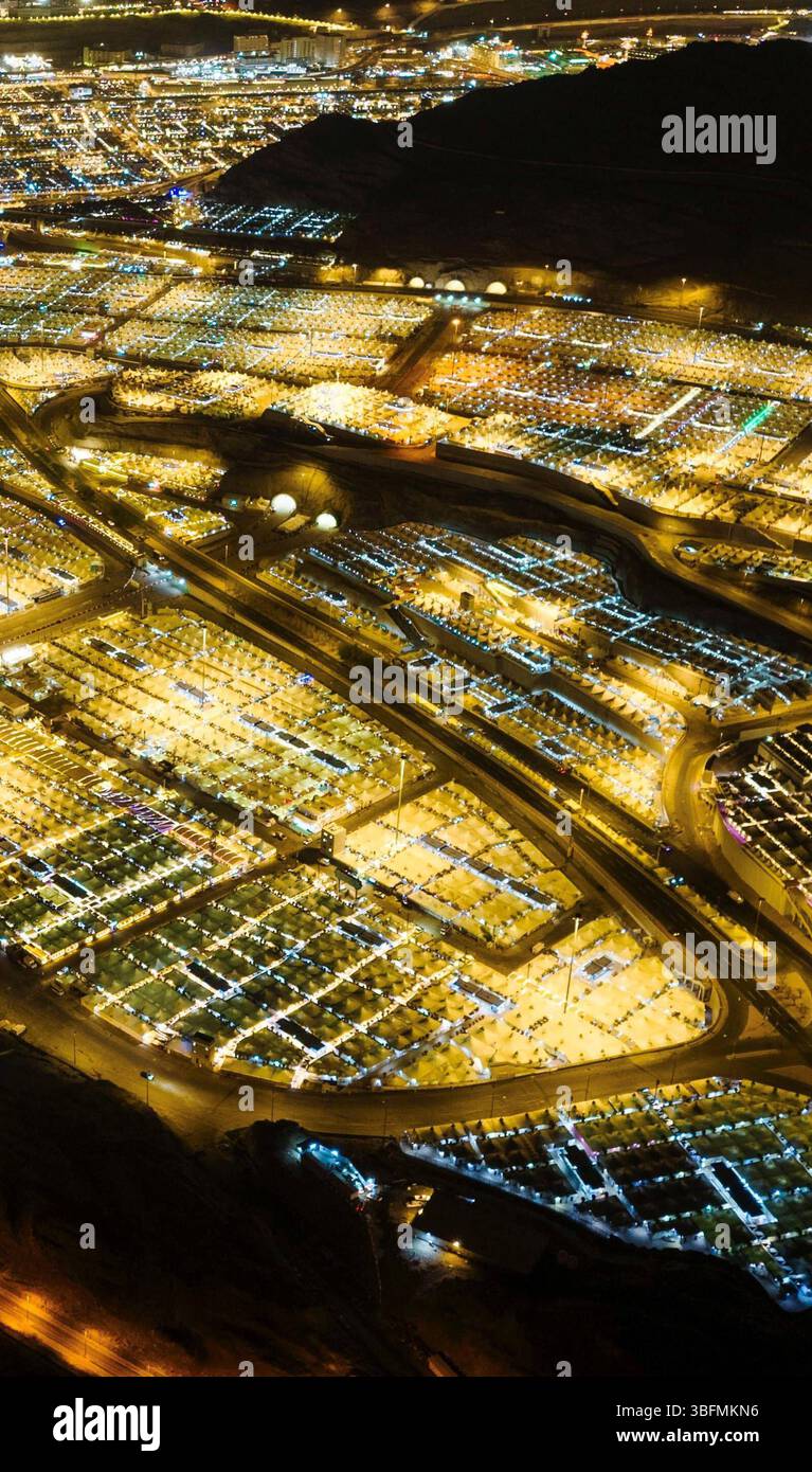 Views shows the Mina camp as Muslim pilgrims arrive in the holy city of ...