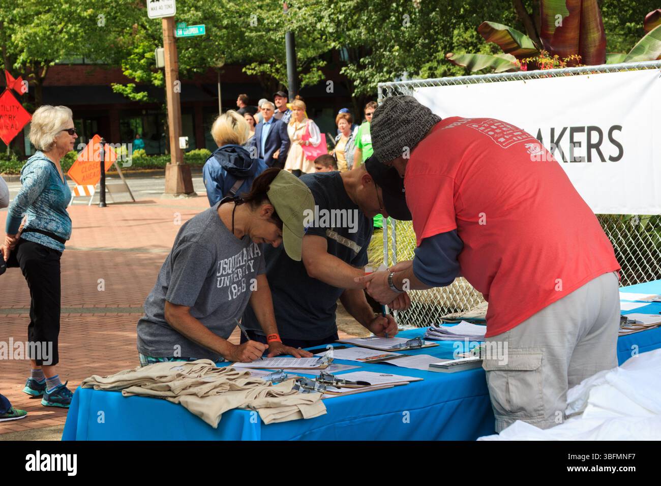The Big Float, Portland, Oregon - July 10th 2016: People sign up for ...