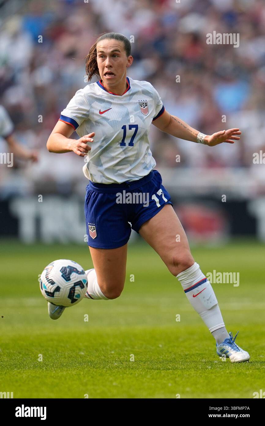 US midfielder Sam Coffey (17) controls the ball during the first half ...